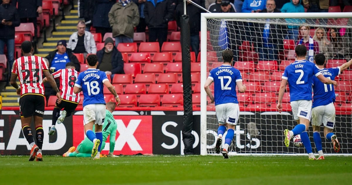 Football Betting: Tom Lee's Tips For EFL Play-Offs